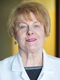 Dr. Joanne Calabrese, DO | Tamaqua, PA | Internal Medicine