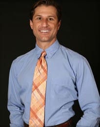 Dr. Daniel E. Bustos, MD | Victoria, TX | Ophthalmology